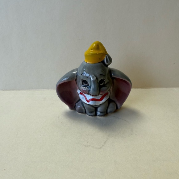 Vintage | Accents | Vintage Walt Disney Productions Dumbo Elephant ...